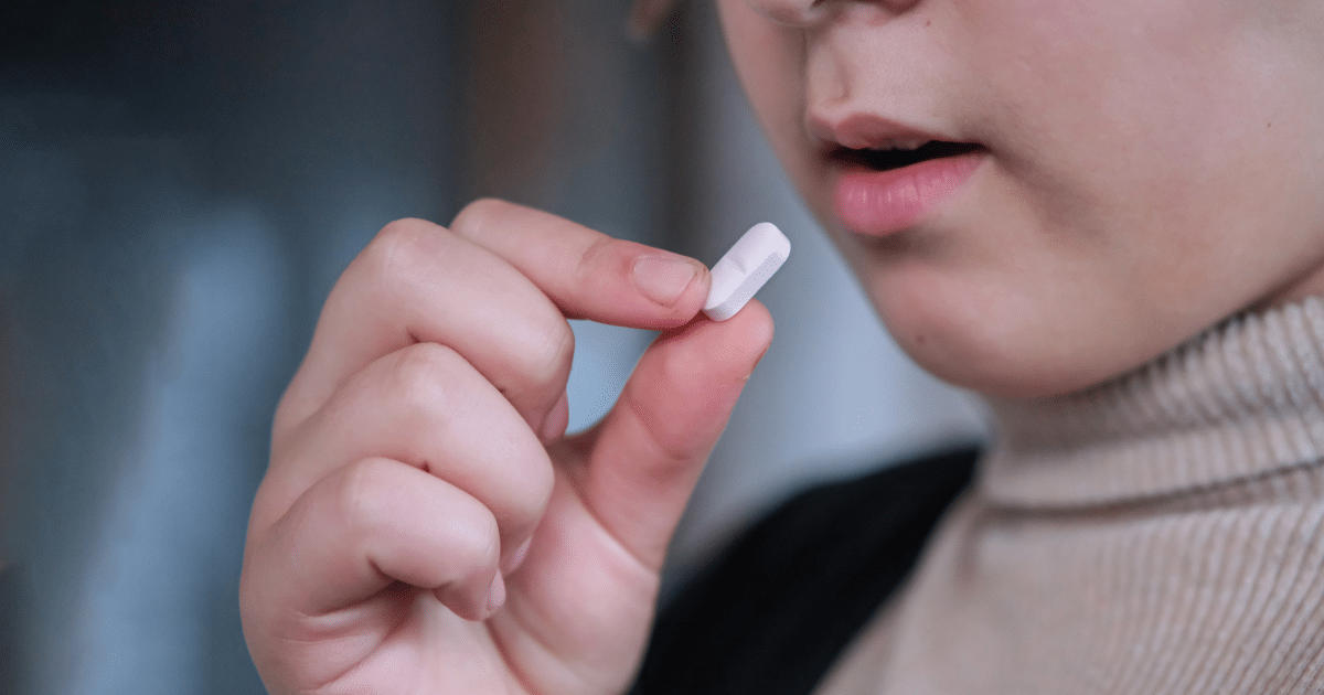Paracetamol-Überdosis: Lebensgefährliche Mutprobe | Apotheken Umschau