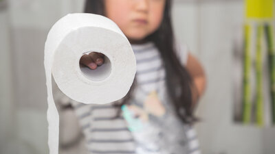 Urintest bei Kindern: So klappt es | Apotheken Umschau