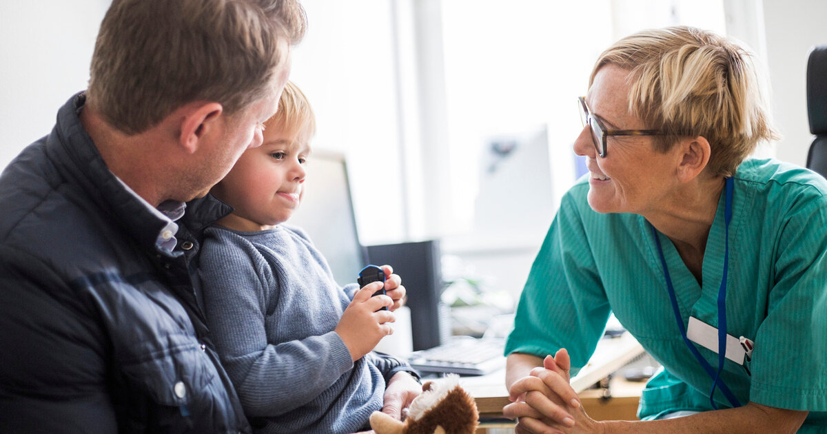 Diagnose Seltene Erkrankung: Was Eltern tun können | Apotheken Umschau