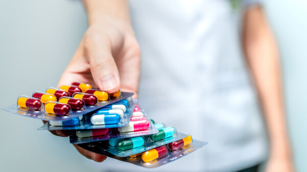 Medikamente: Was sind Wechselwirkungen? | Apotheken Umschau