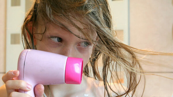 Was tun bei einem Stromunfall? | Apotheken Umschau