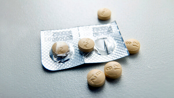 ANTRA MUPS 10 mg magensaftresistente Tabletten - Beipackzettel ...